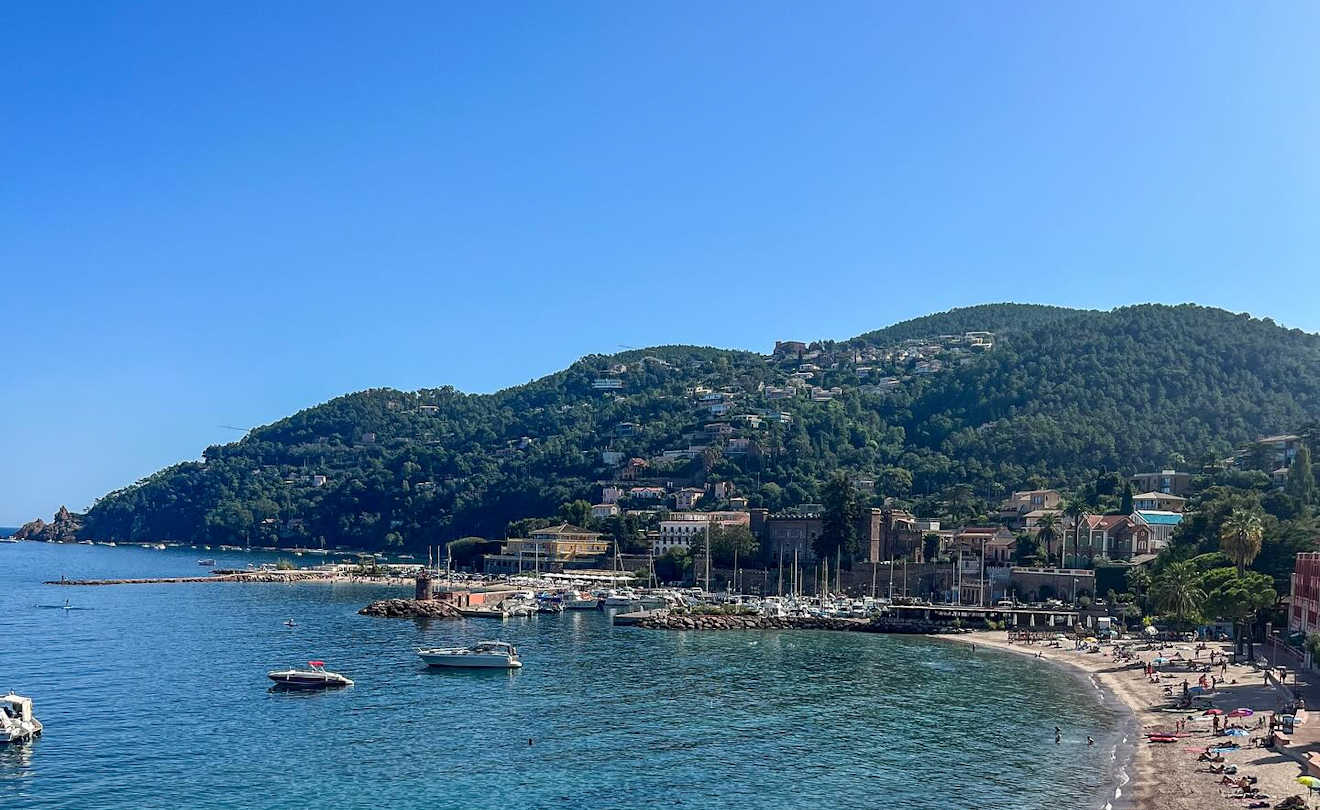 10 Best beaches in France - South coast