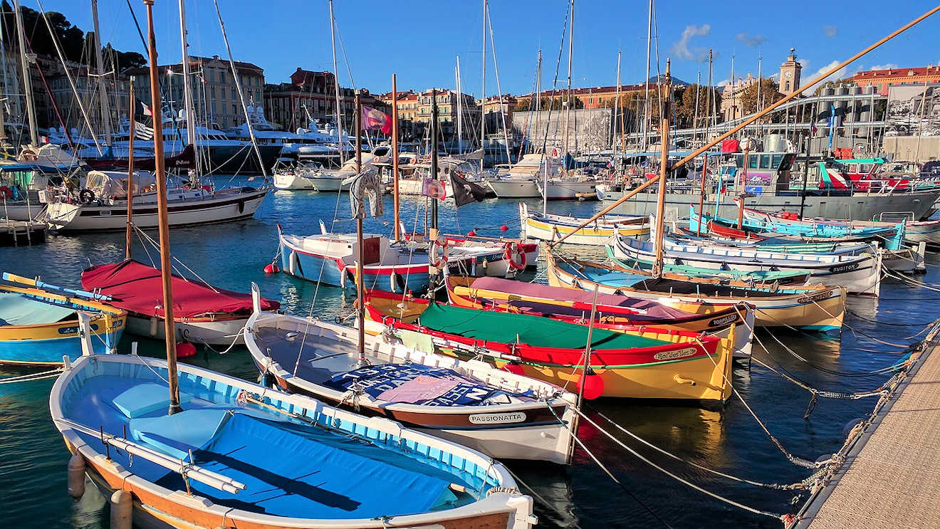 Visiting Nice South France: average weather in July